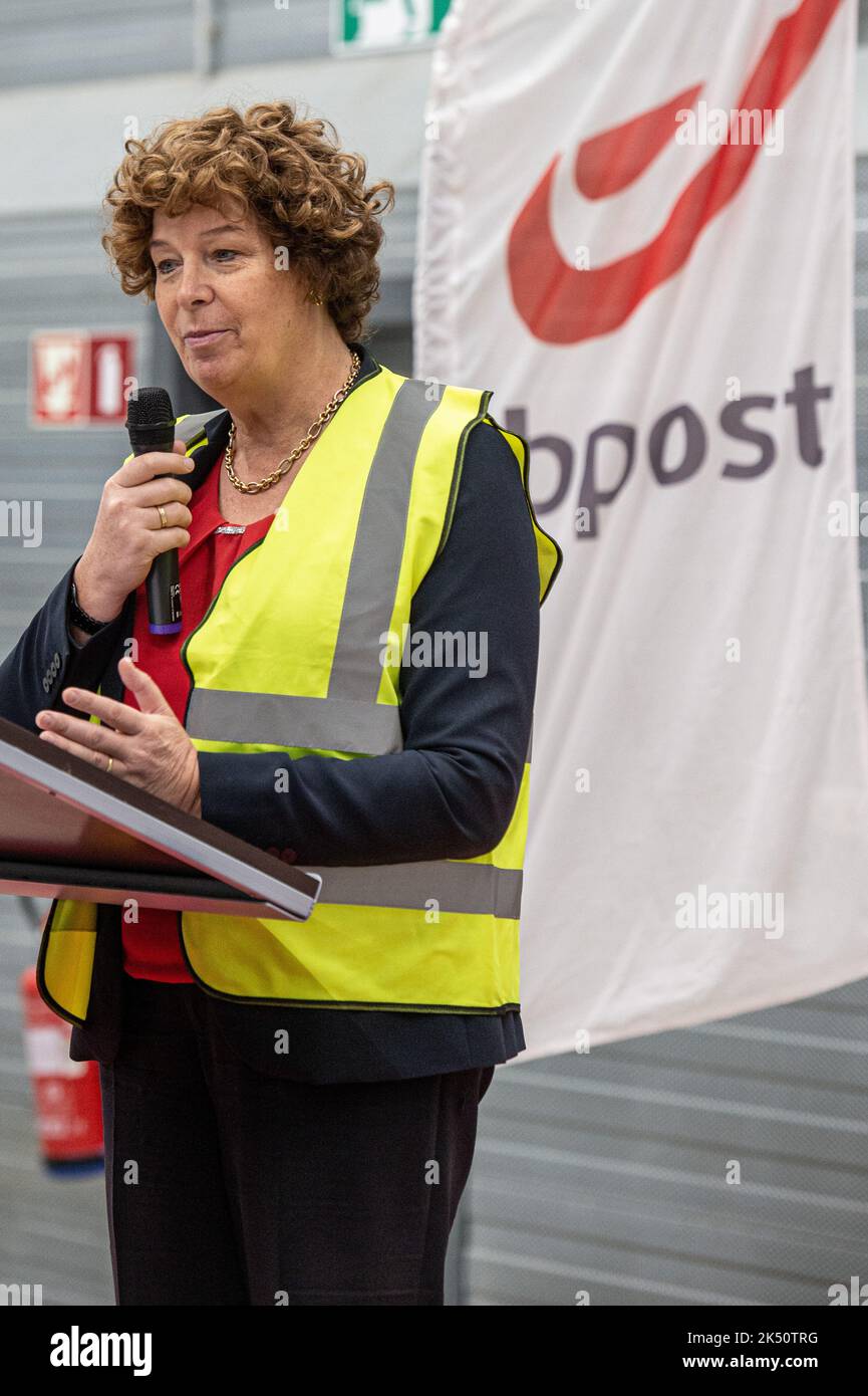 Vice-prime minister and minister of Civil Services and State-owned ...