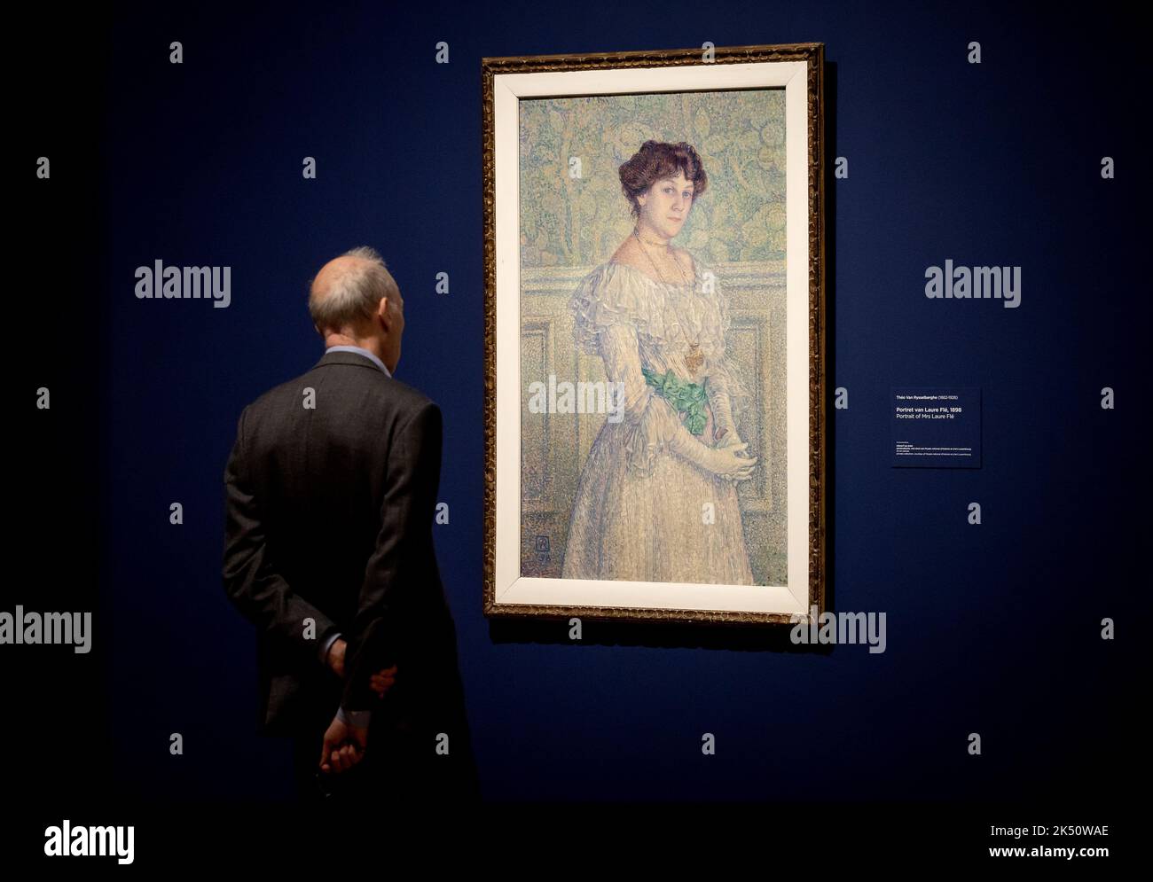 2022-10-05 10:45:15 AMSTERDAM - Visitors during the press preview of ...