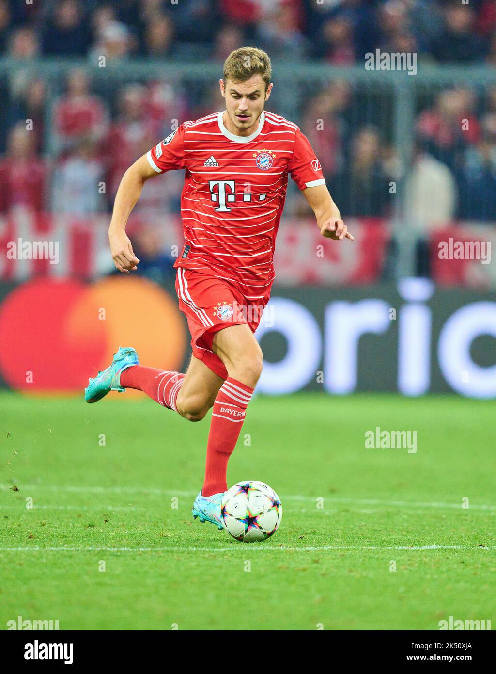 Munich, Germany. 04th Oct, 2022. Josip STANICIC, FCB 44 in the match FC BAYERN MUENCHEN - FC ...
