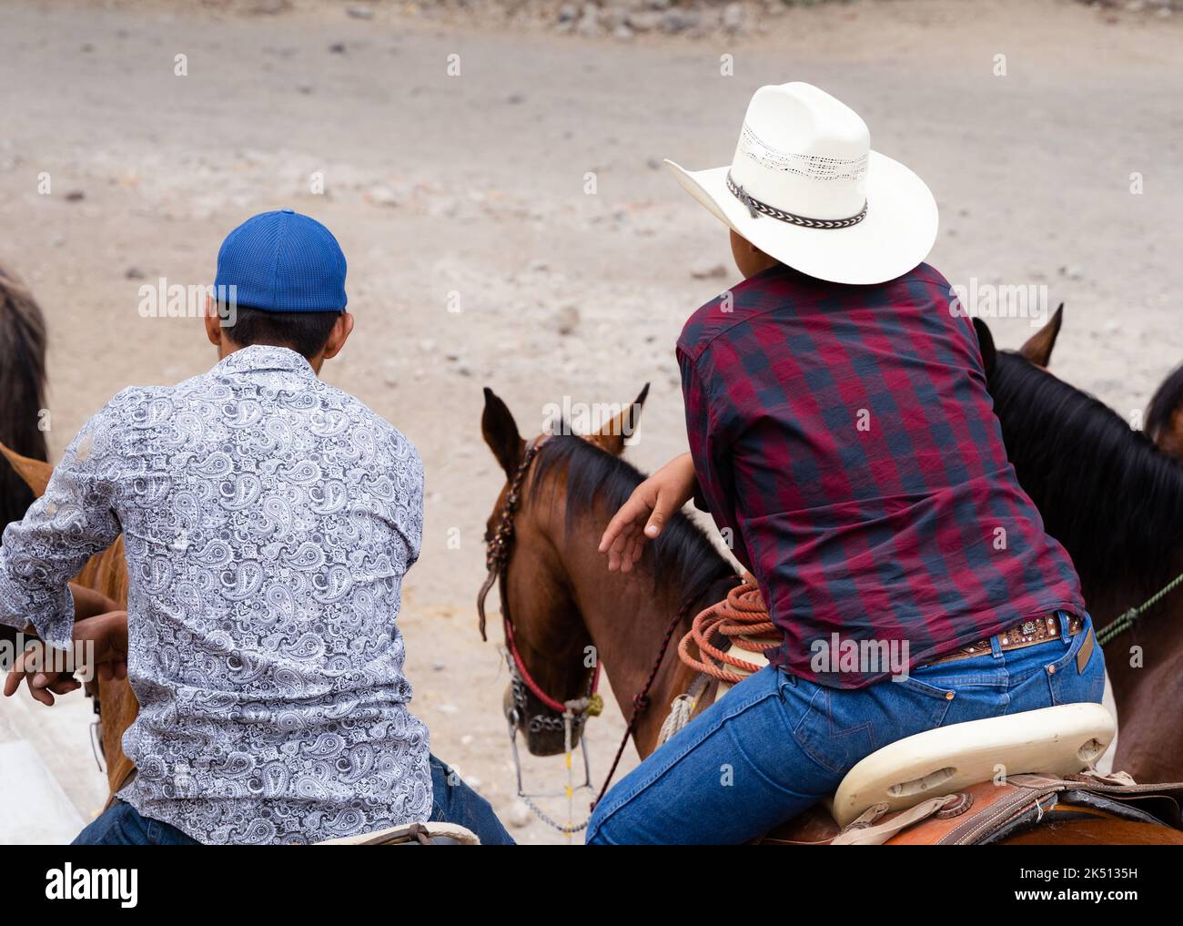 Mexican charros vintage hi-res stock photography and images - Alamy