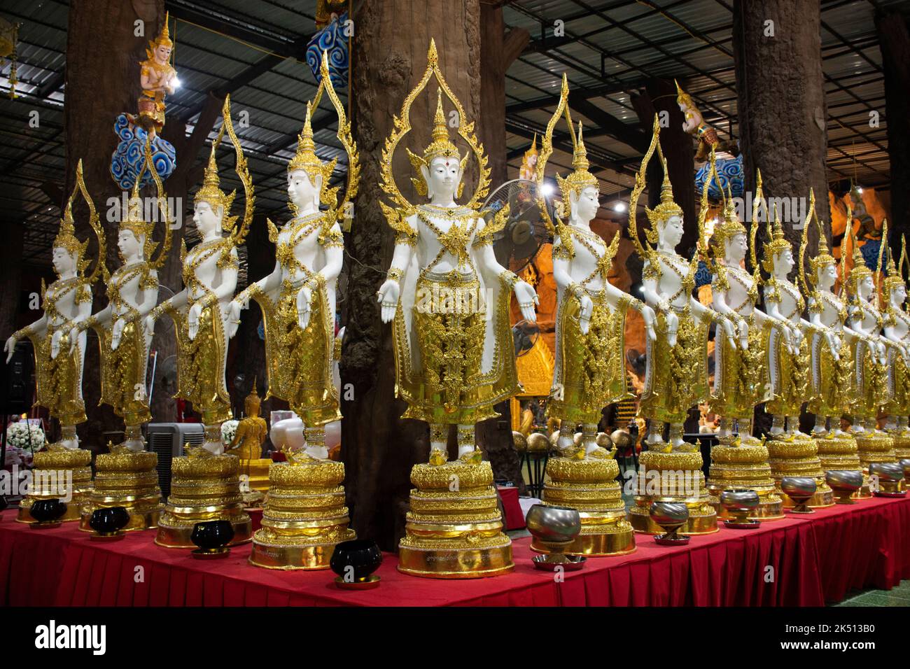 Phra Si Ariya Mettrai buddha or Bodhisattva Maitreya statue for thai ...