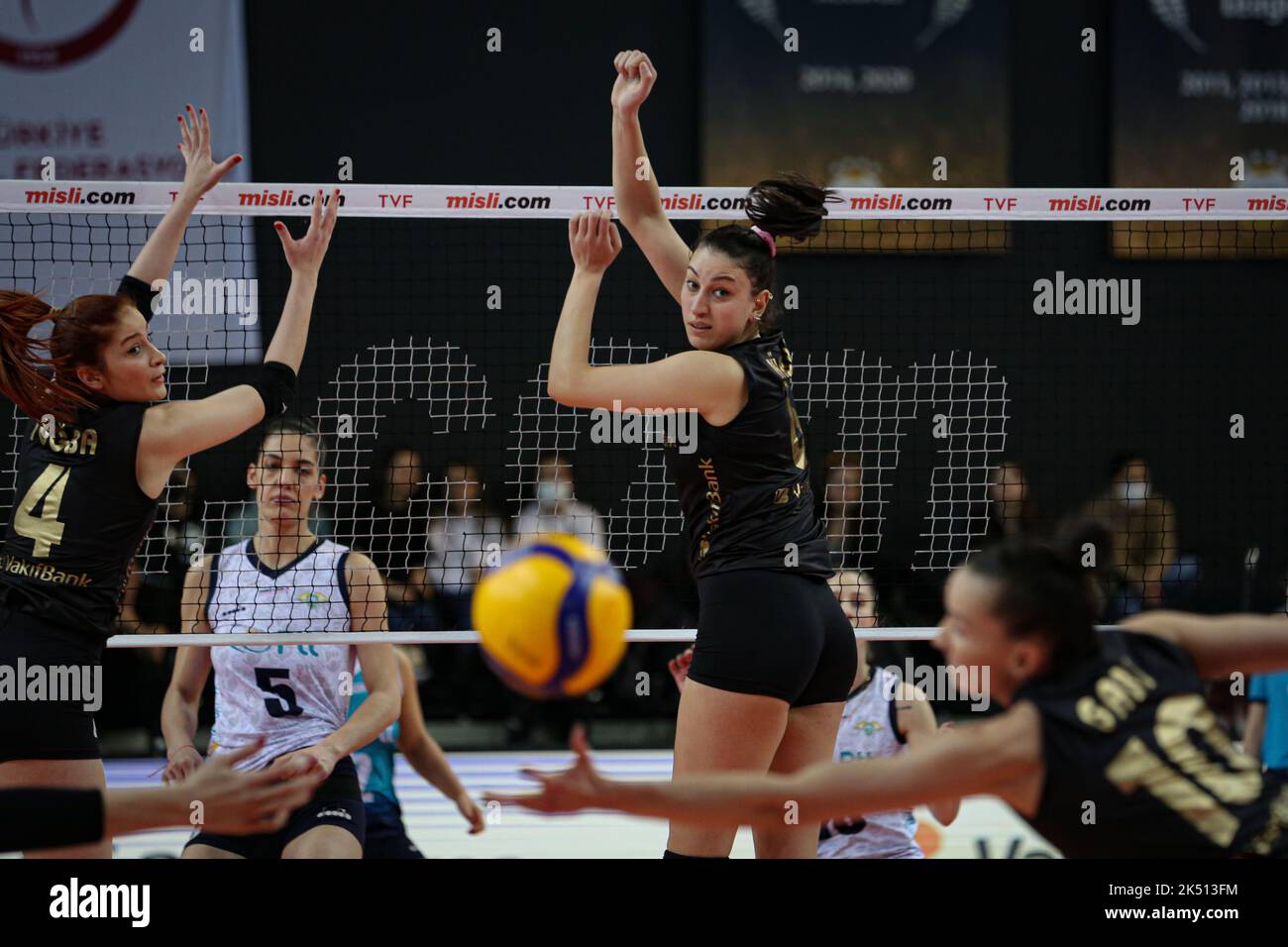 ISTANBUL, TURKEY - MARCH 20, 2022: Kubra Caliskan in Vakifbank vs PTT ...