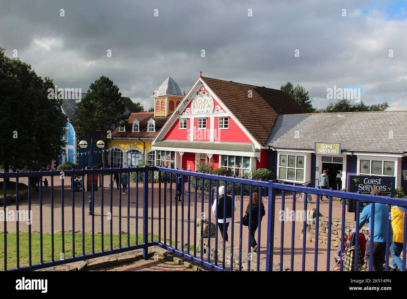 Alton Towers Theme Park Stock Photo - Alamy