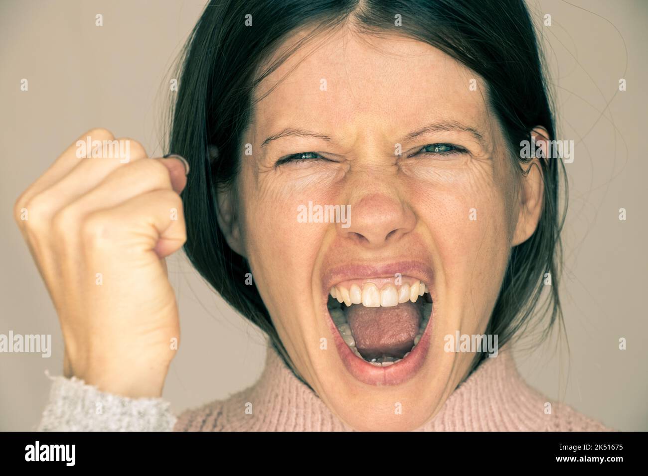 Shout and scream hi-res stock photography and images - Alamy