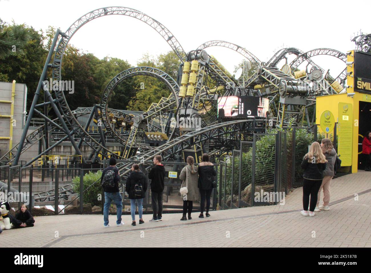 Alton Towers Theme Park Stock Photo - Alamy
