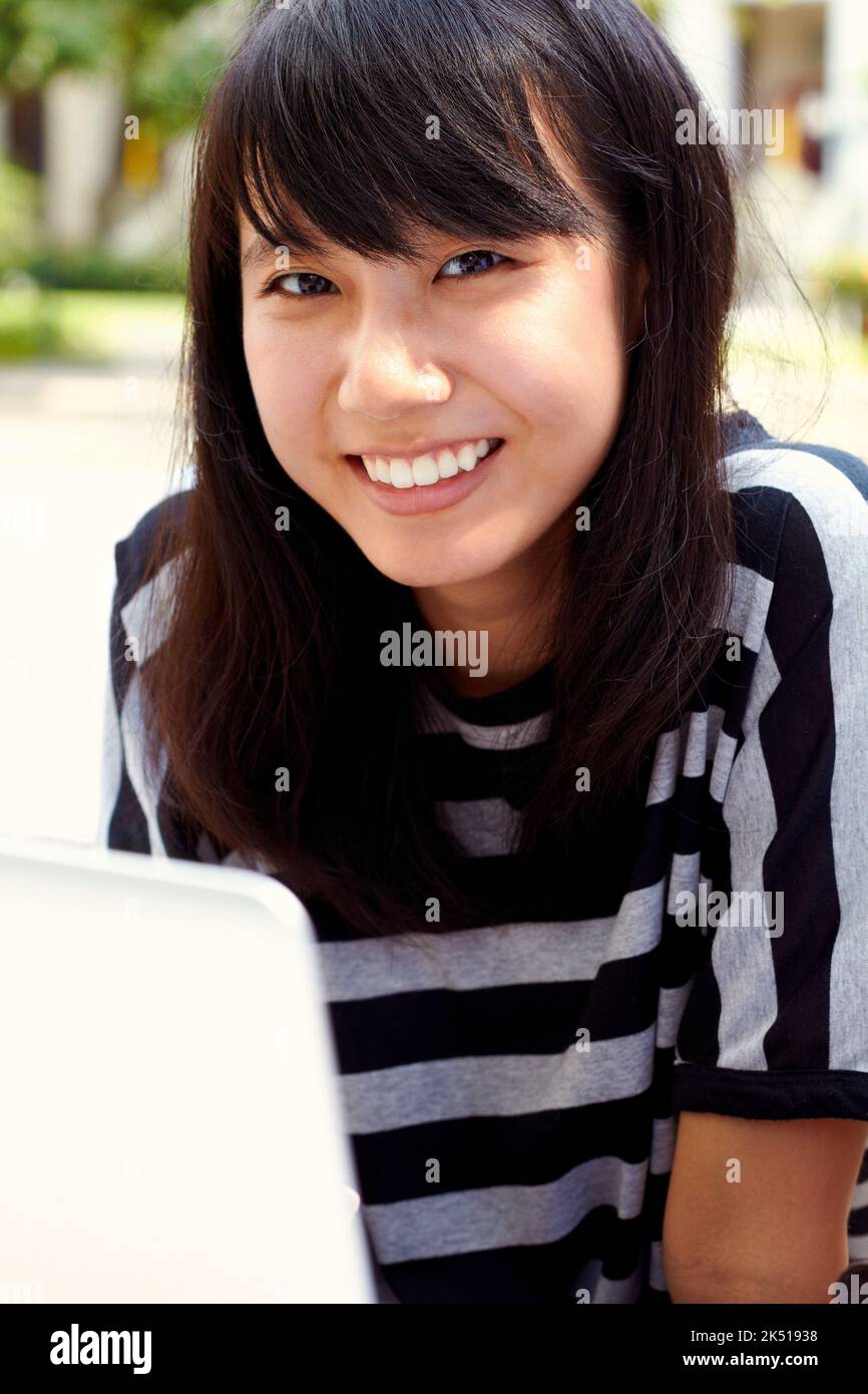 College campus development hi-res stock photography and images - Alamy