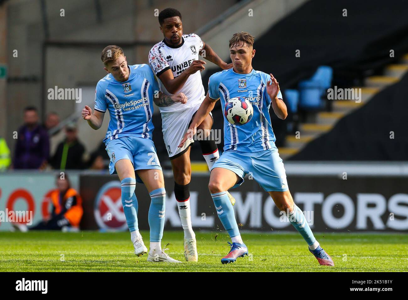 Coventry City's Josh Eccles, Coventry City's Callum Doyle and ...