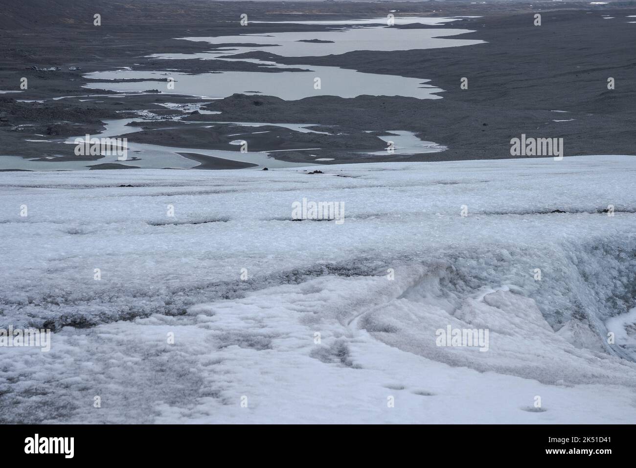 Breathtaking view of Vatnajokull Glacier located near snowy mountain ...