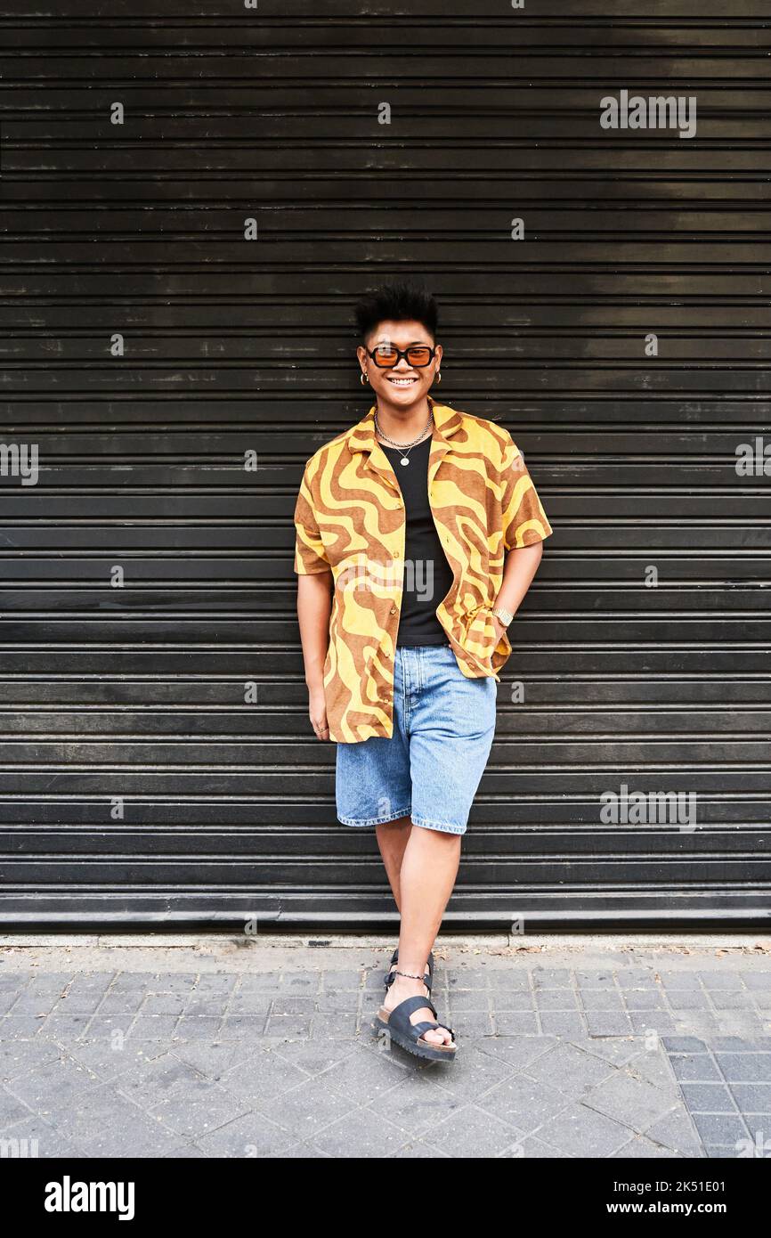 Filipino male hi-res stock photography and images - Alamy