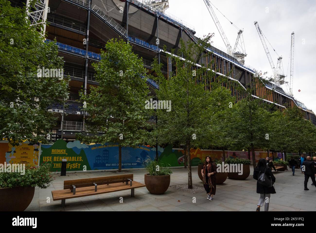 Google uk construction hi-res stock photography and images - Alamy