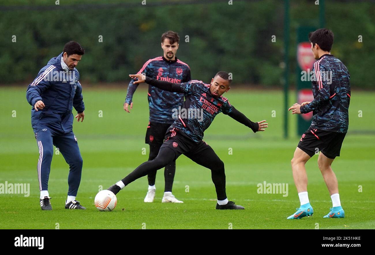 Gabriel Jesus Arsenal Training Hi Res Stock Photography And Images Alamy