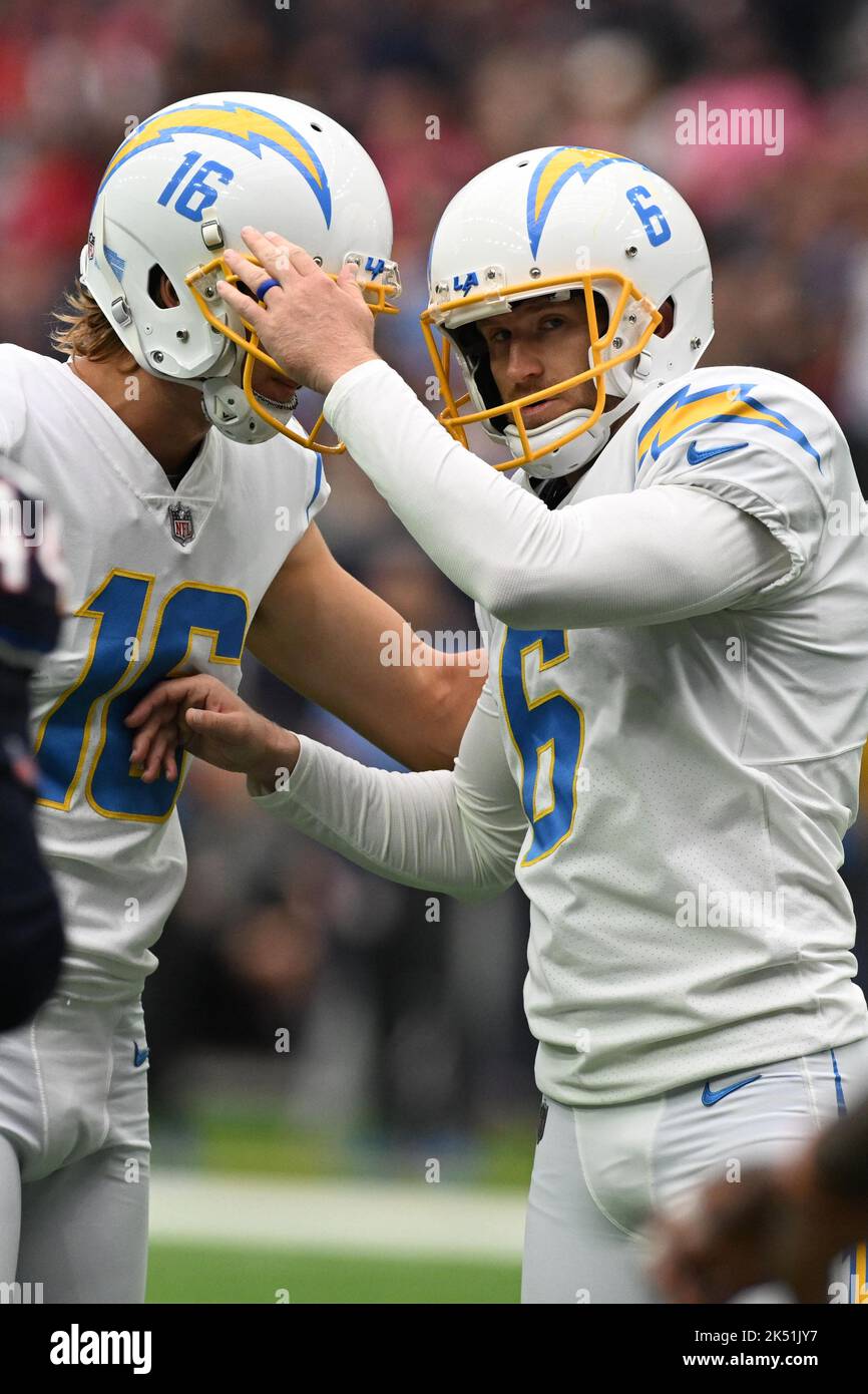 Football place kicker holder in hi-res stock photography and images - Alamy