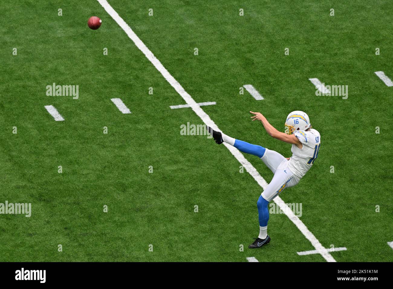 Los Angeles Chargers punter JK Scott (16) punts in the third quarter of ...