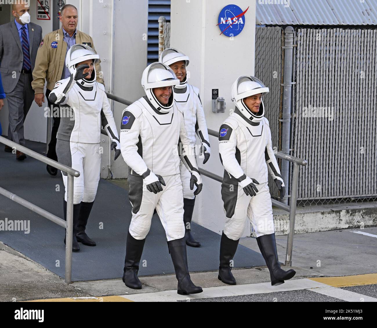 SpaceX NASA Crew-5 members Josh Cassada and Nicole Mann (front l/r ...