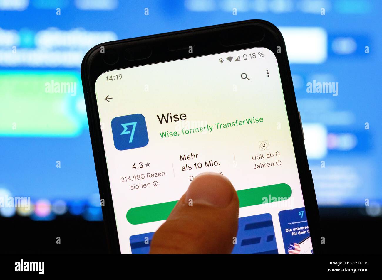 Hamburg, Germany. 27th Sep, 2022. A person is holding a smartphone on ...
