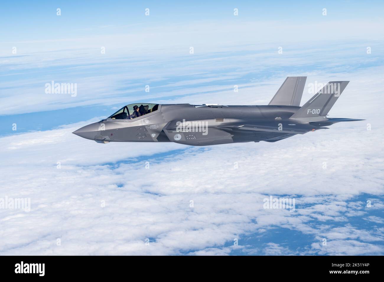 Aircraft multinational mrtt unit hi-res stock photography and images ...