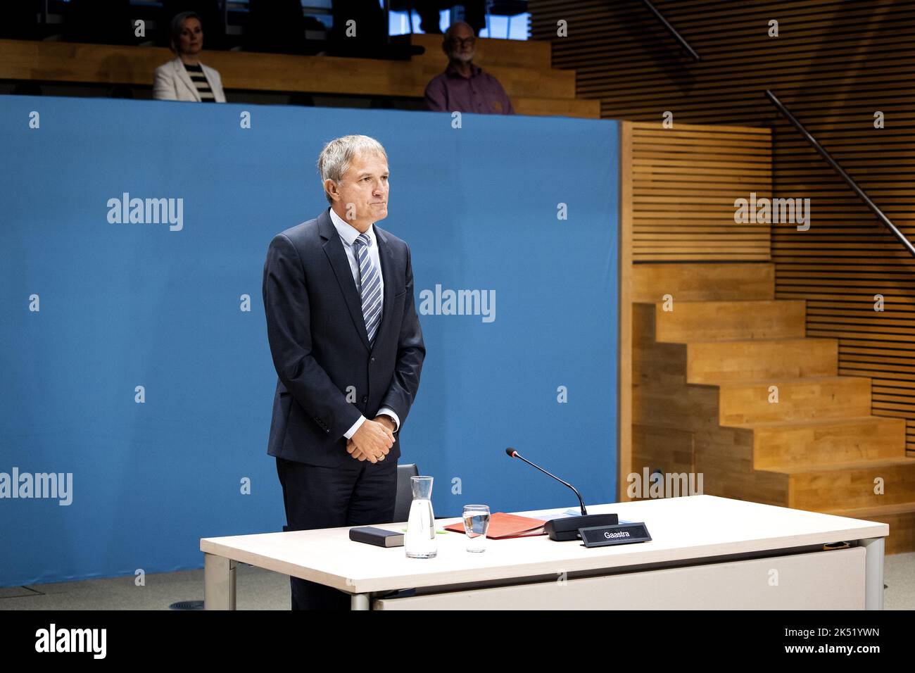 2022-10-05 13:33:00 THE HAGUE - Sandor Gaastra in the Survey Room of ...