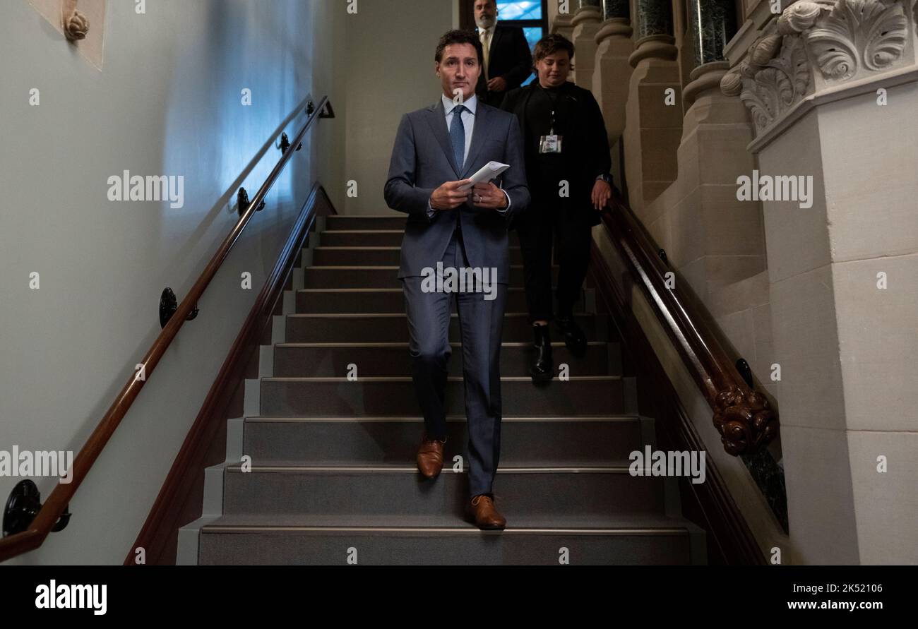 Prime Minister Justin Trudeau makes his way to caucus on Parliament ...