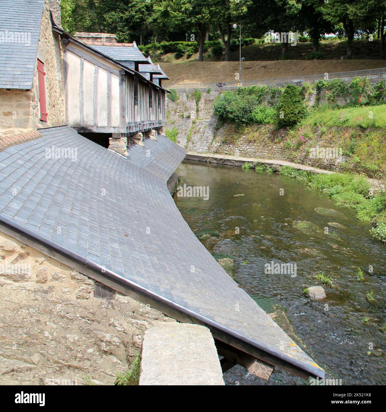 medieval washhouse and river marle in vannes in brittany (france Stock ...