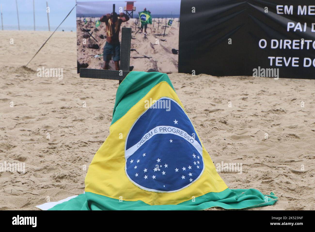 Rio de Janeiro, Rio de Janeiro, Brasil. 5th Oct, 2022. (INT) A farewell ...