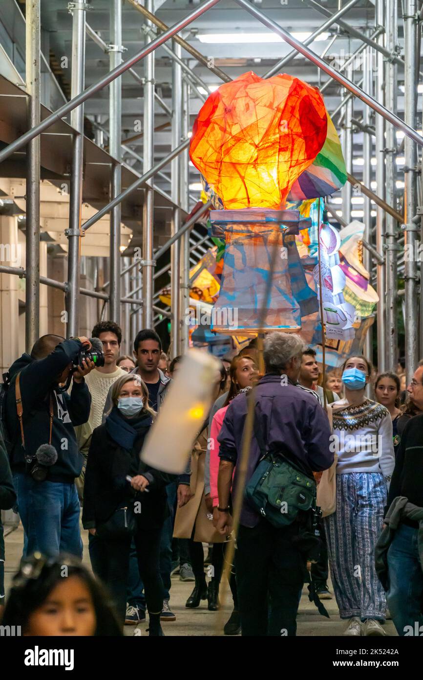 Local residents joined by Columbia University students and faculty ...