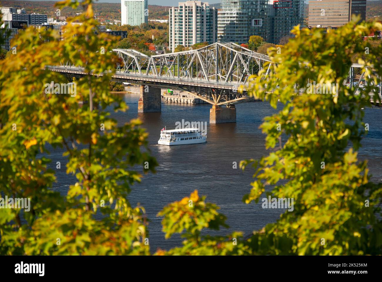 Tour Boat on the Ottawa River About to Go Under the Alexandra Bridge ...