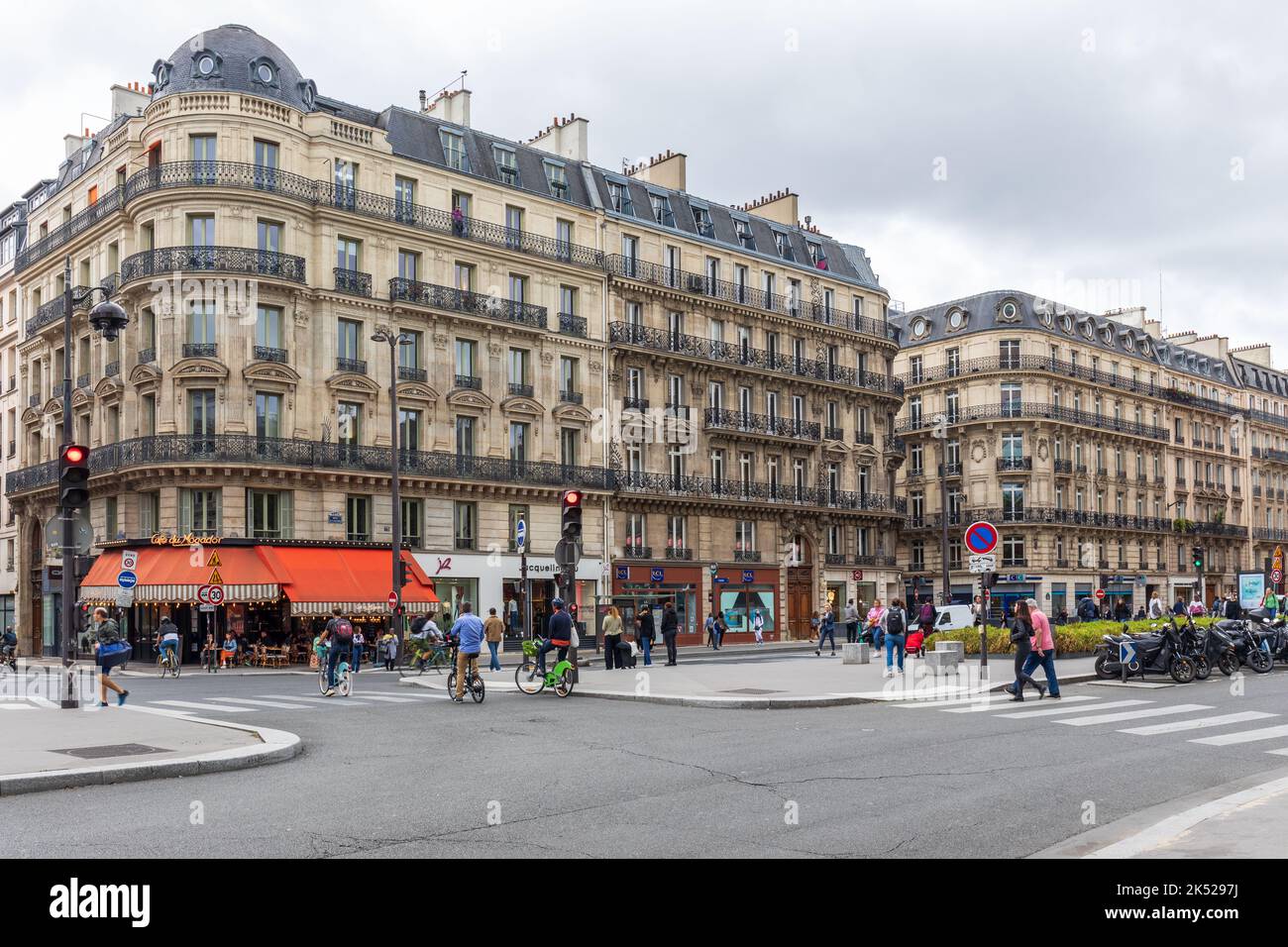 Rue Saint-Lazare in the 9th arrondissement of Paris, France, Europe ...