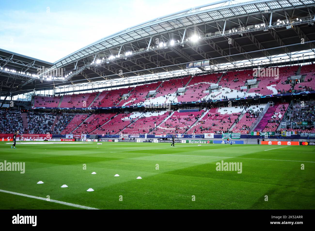 Red bull arena champions league view hi-res stock photography and ...