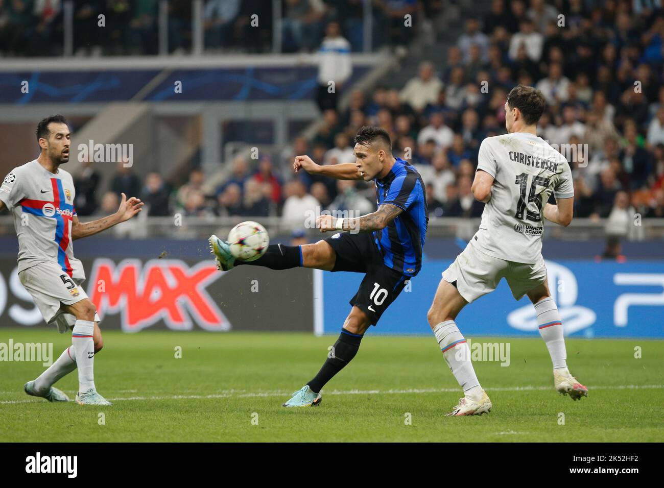 Milan, Italy. 04th Oct, 2022. Italy, Milan, oct 4 2022: Lautaro ...