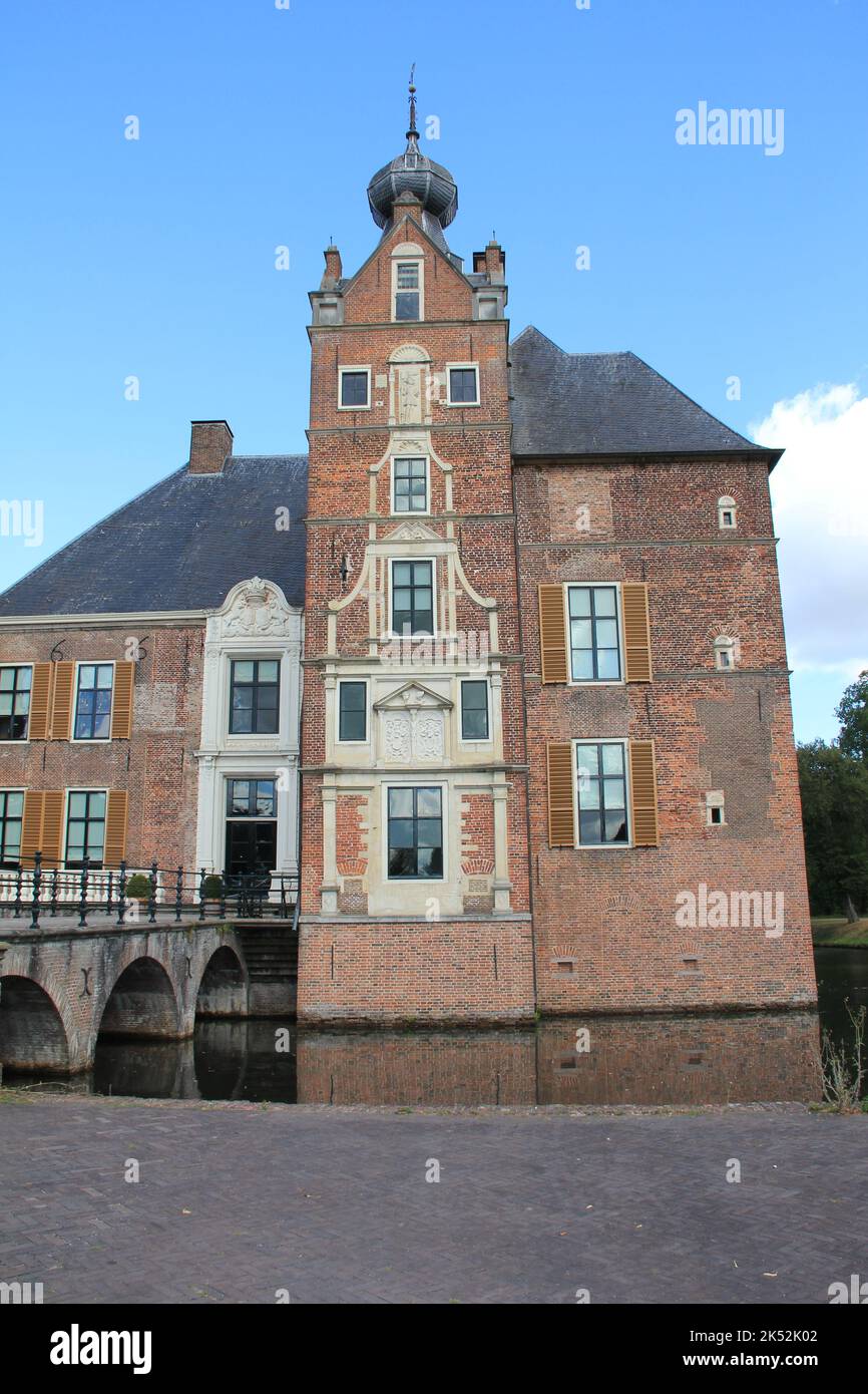 Floor castle gardens hi-res stock photography and images - Alamy