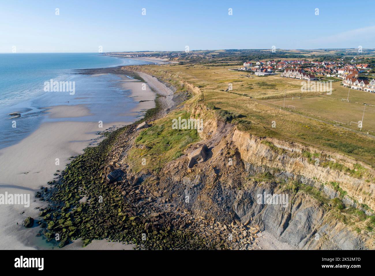 France, Pas de Calais, Wimereux, pointe de la Rochette, fall of a ...