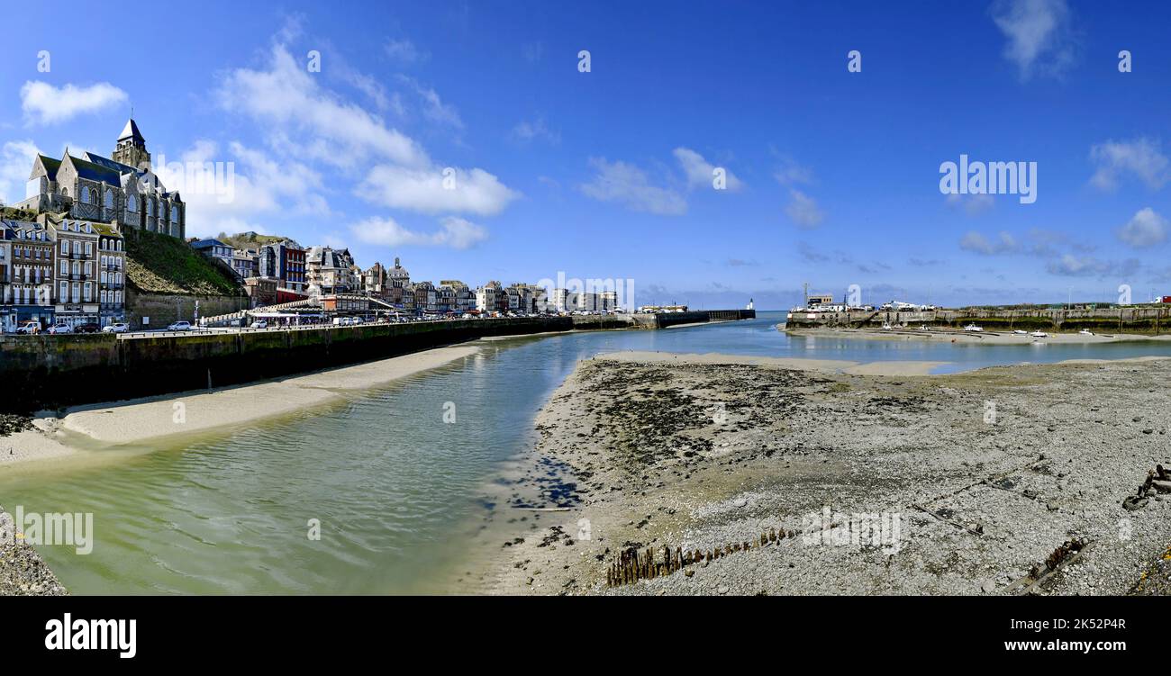 France, Seine-Maritime, Baie de Somme, Le Treport, port, tide, low ...