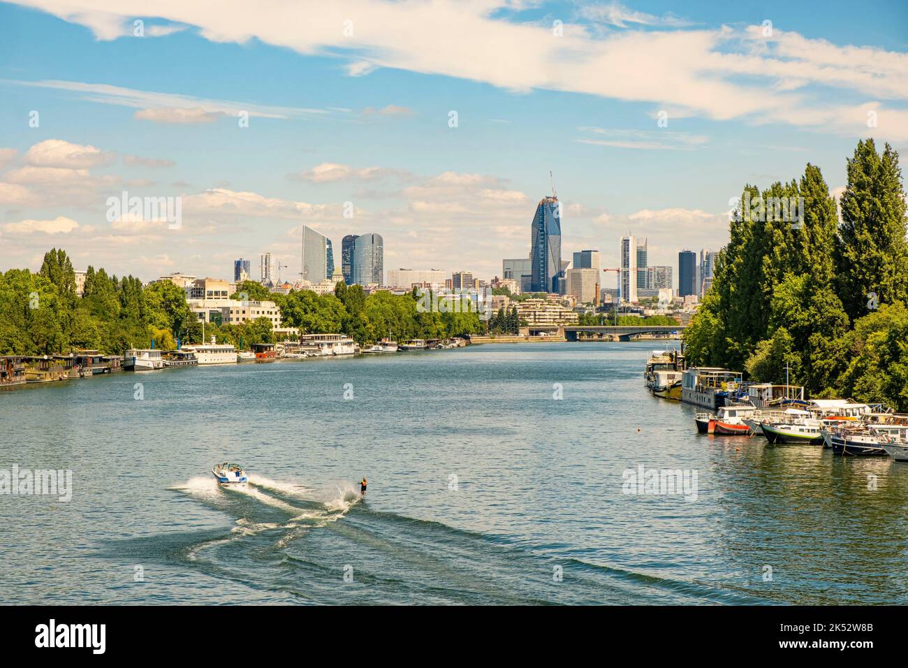 Avre bridge hi-res stock photography and images - Alamy