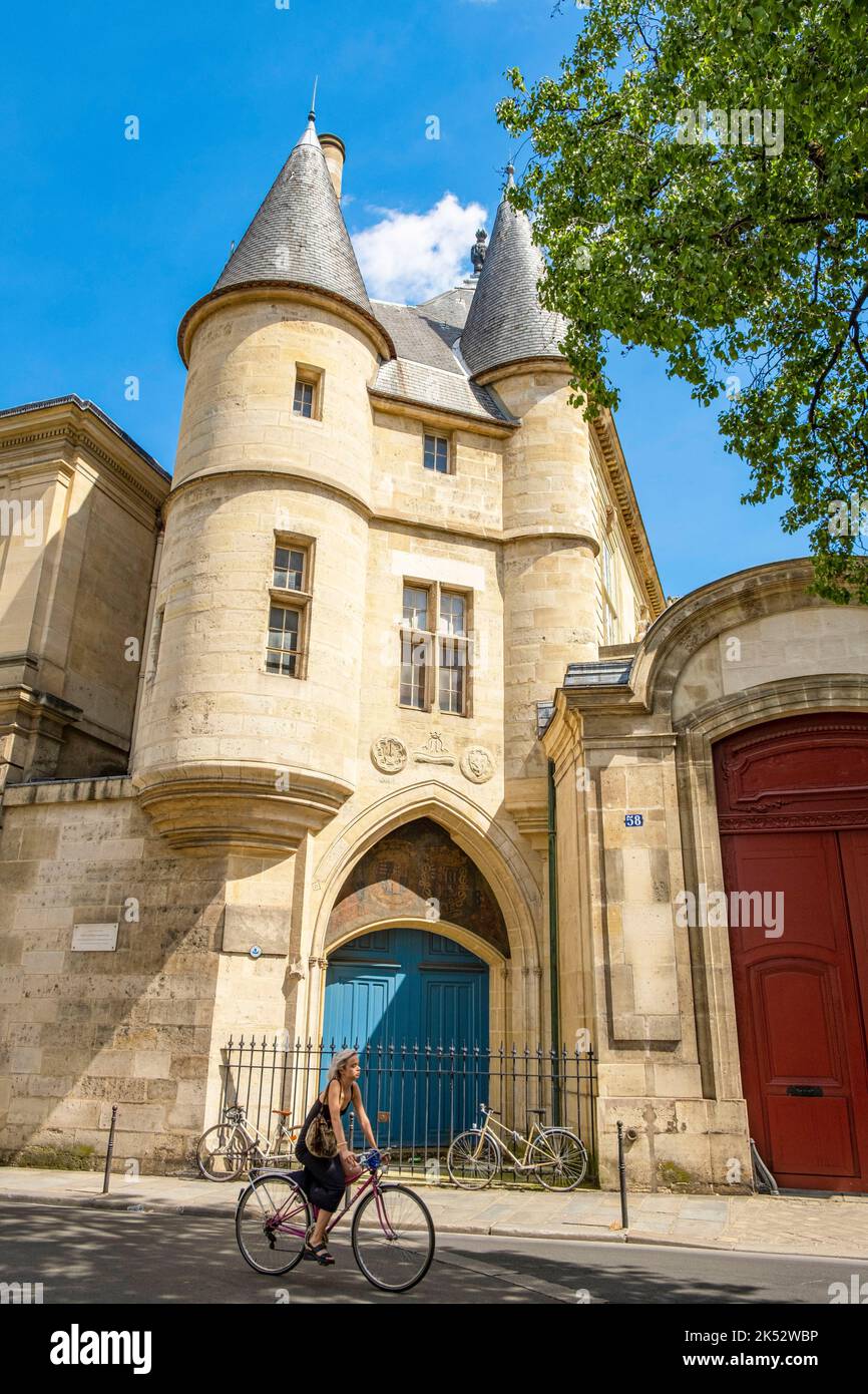 France, Paris, Marais district, Hotel de Clisson, National Archives ...