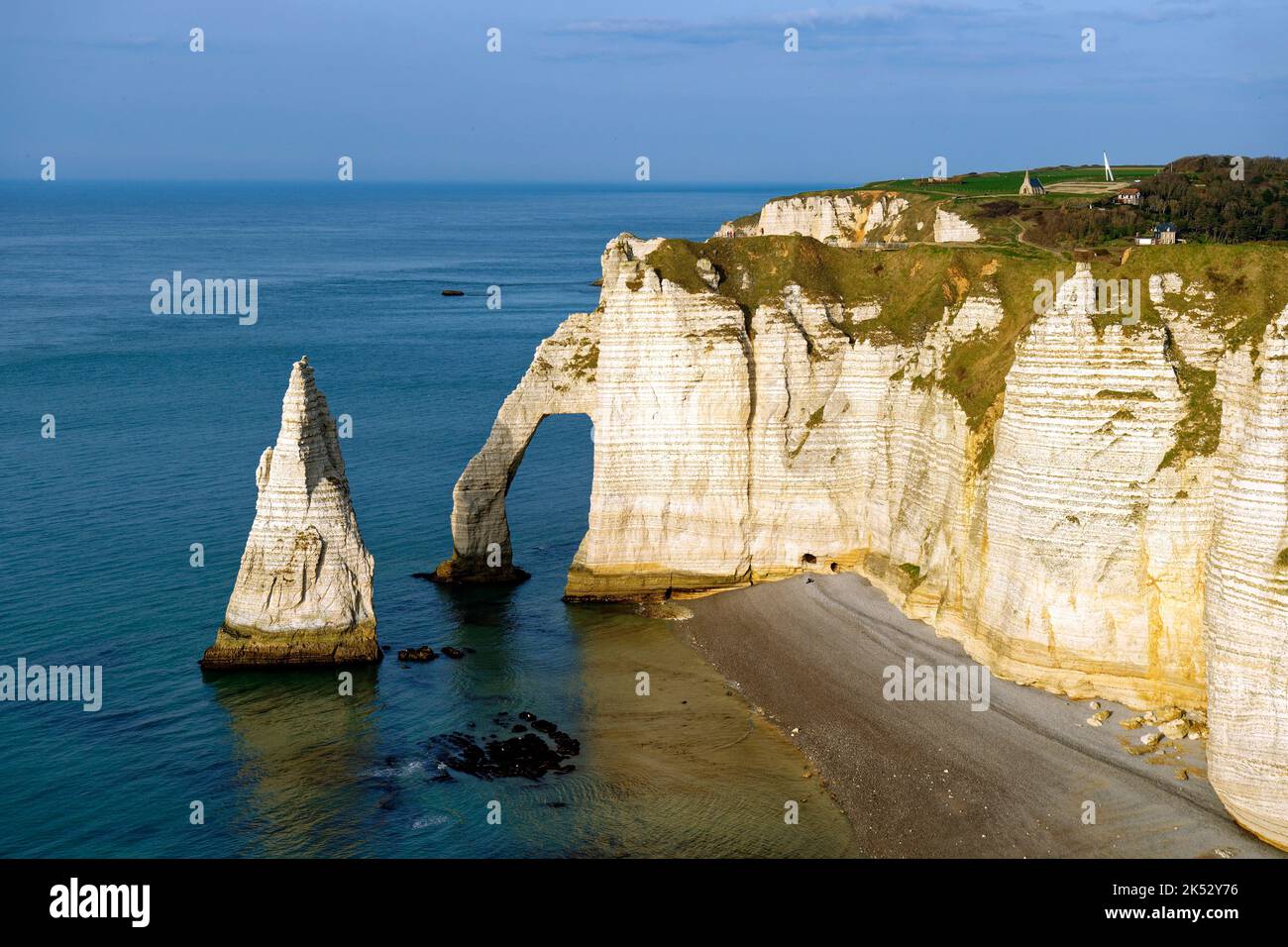 France, Seine Maritime, Caux, Alabaster Coast, Etretat, the Aval cliff ...