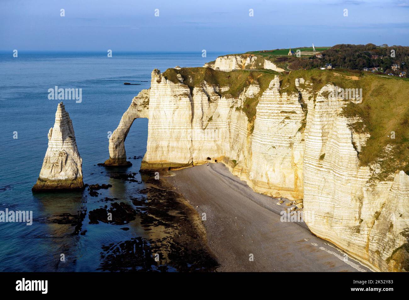 France, Seine Maritime, Caux, Alabaster Coast, Etretat, the Aval cliff ...