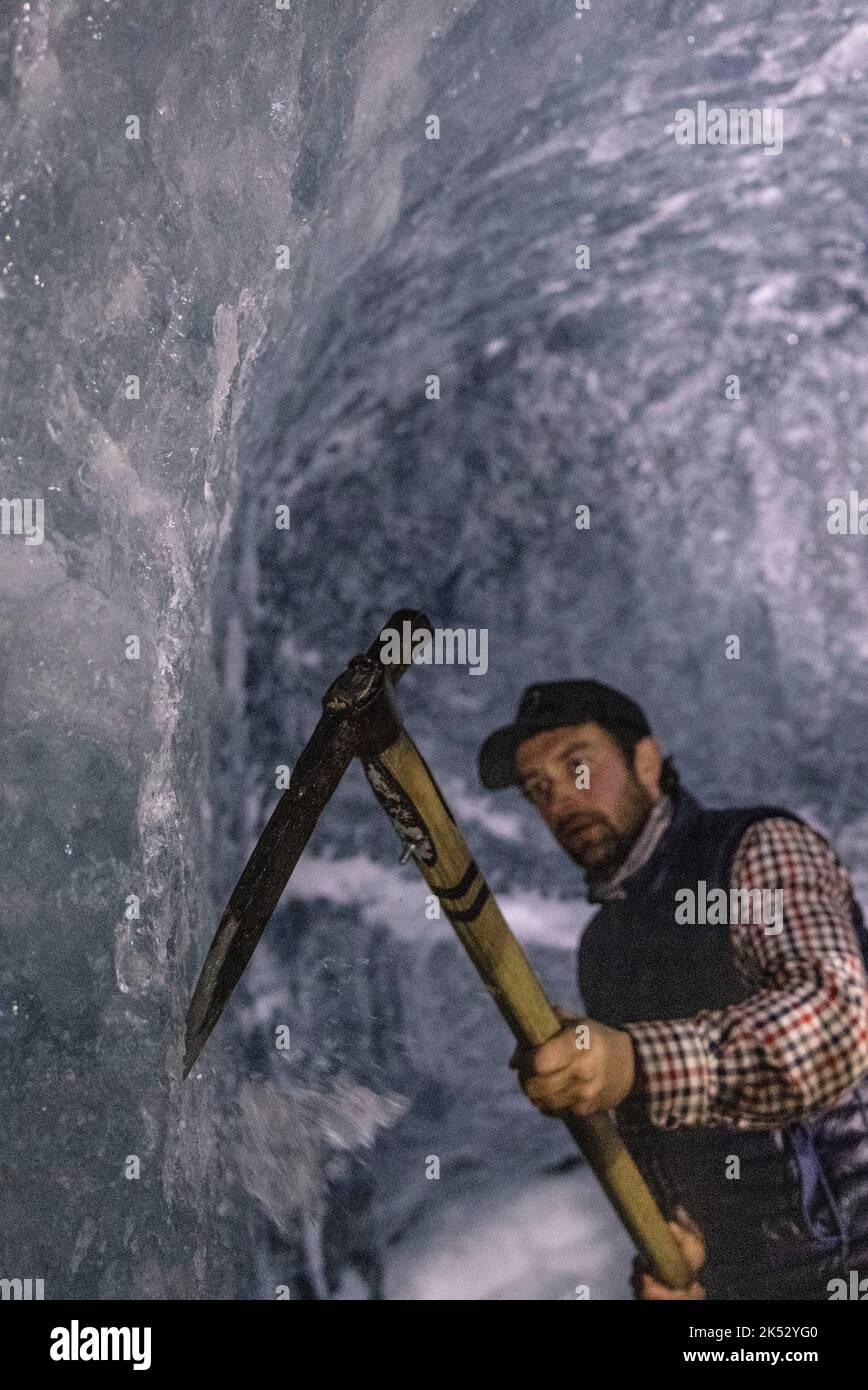 France, Haute Savoie, Chamonix-Mont-Blanc, Mer de Glace cave ...