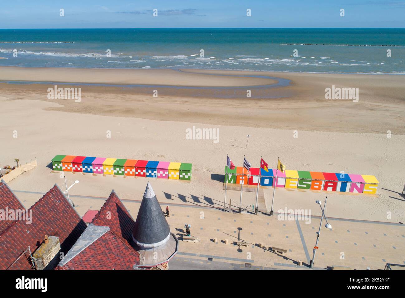France, Nord, Dunkerque, Malo les bains, beach huts and facades of ...