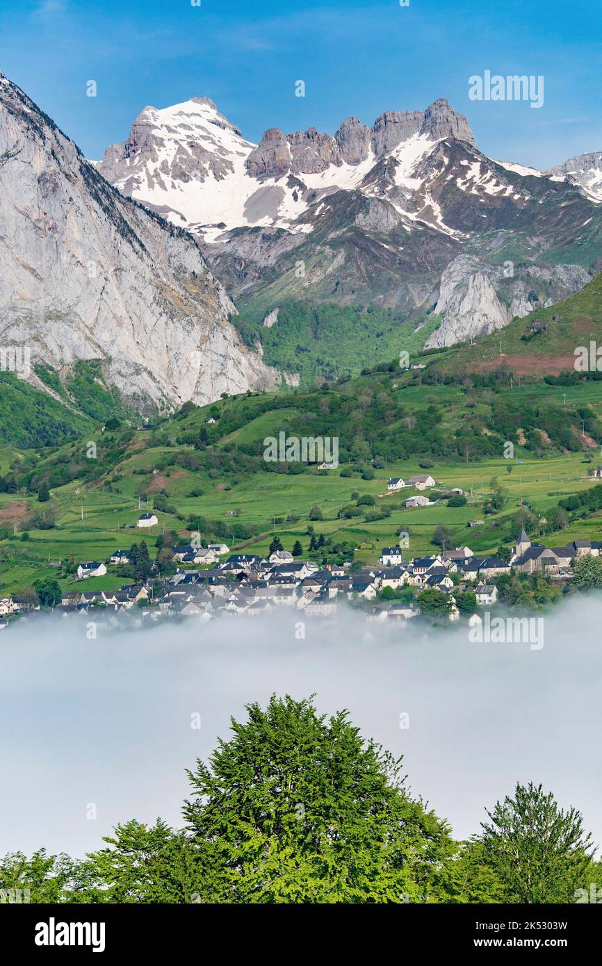 France, Pyrenees-Atlantiques, Lescun village Stock Photo - Alamy