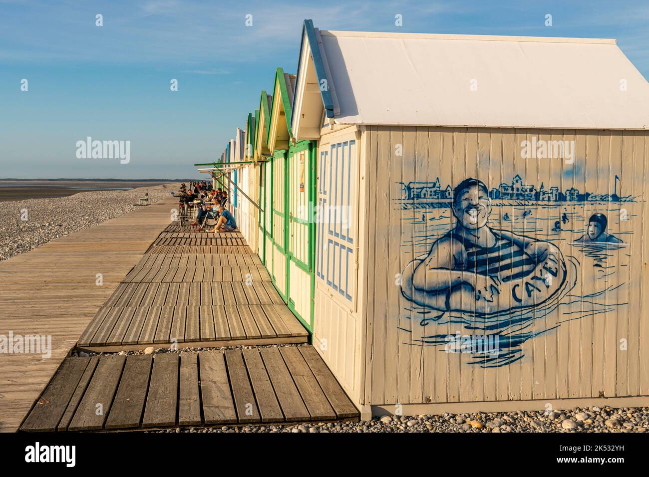 France, Somme, Baie de Somme, Cayeux-sur-mer, Le chemin des planches à ...