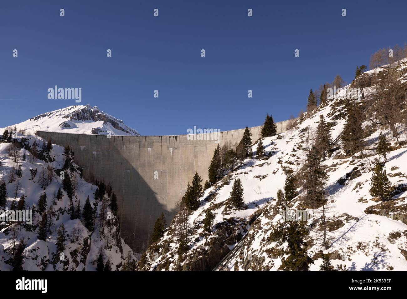 Switzerland, Canton of Valais, Finhault, Emosson dam, Perrons and Mont ...