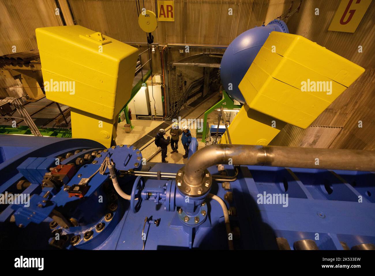 Valve chamber hi-res stock photography and images - Alamy