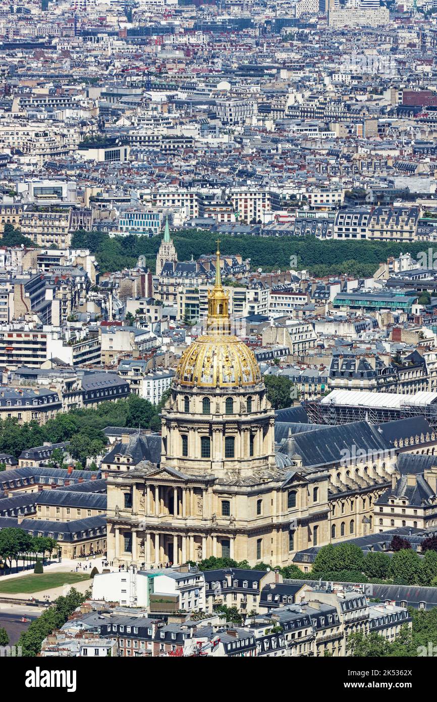 France, Paris, elevated view of Paris from the Panoramic Observatory of the Montparnasse Tower ...