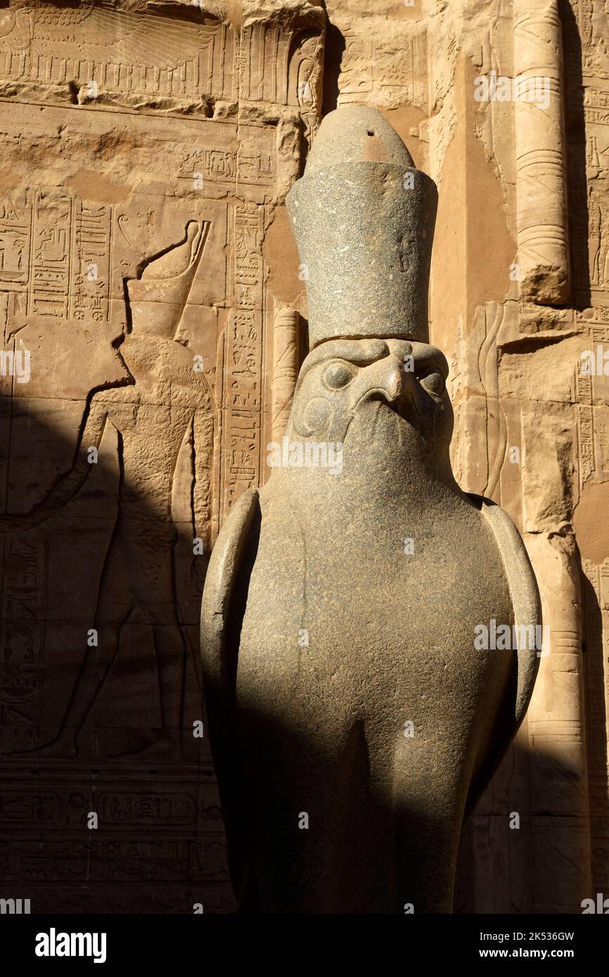 Egypt, Upper Egypt, Nile Valley, Edfu, temple dedicated to Horus God ...