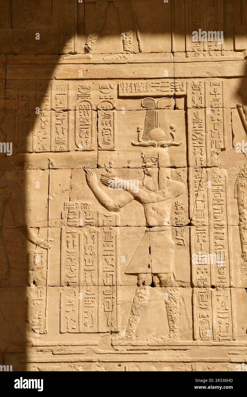 Egypt, Upper Egypt, Nile Valley, Edfu, temple dedicated to Horus God ...