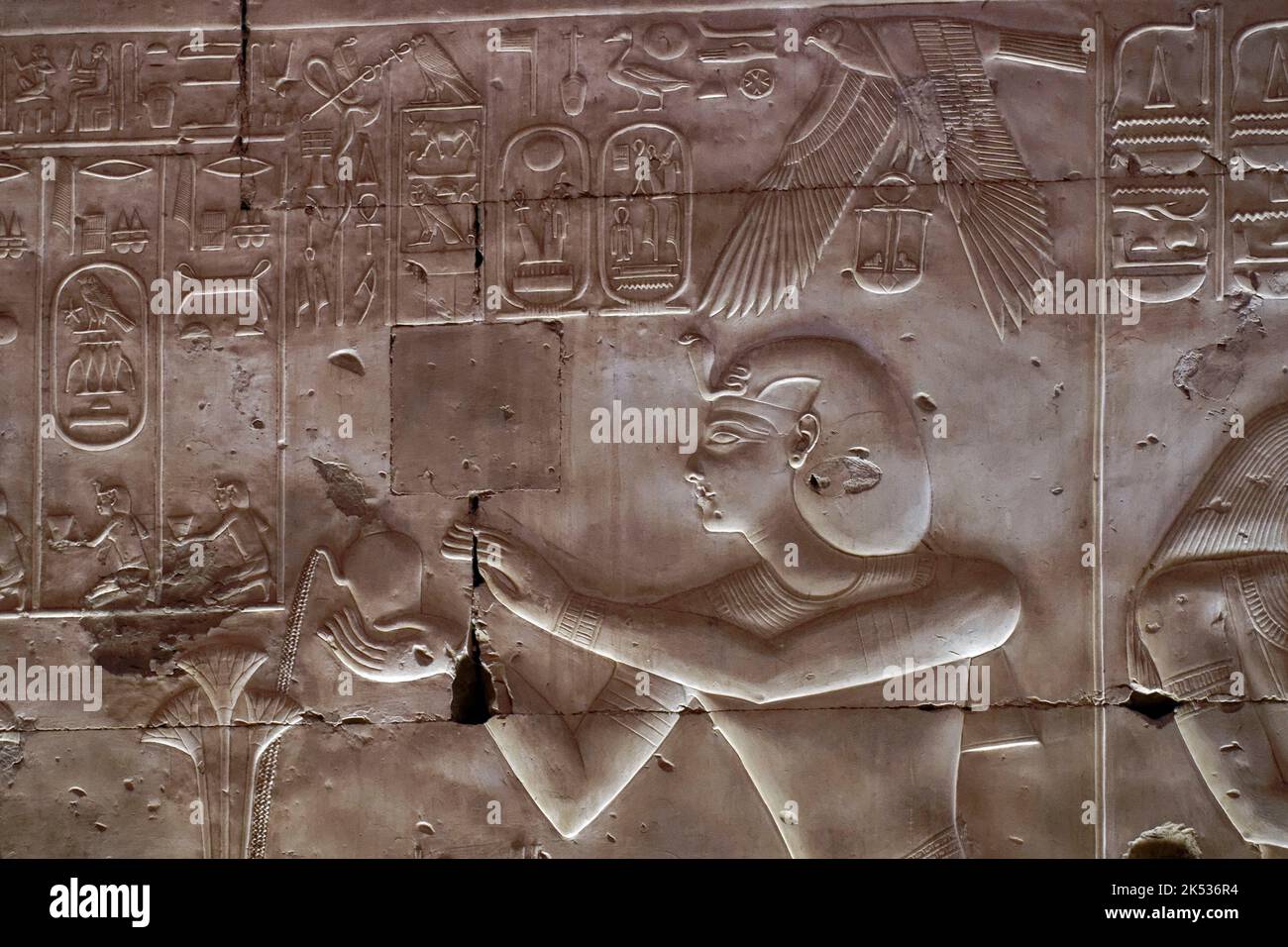 Egypt, Middle Egypt, Nile Valley, Abydos, temple of Seti 1, low reliefs ...
