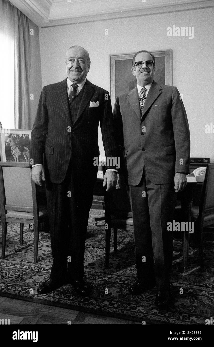 Héctor J. Cámpora, Argentine President, greets Osvaldo Dorticos Torrado ...