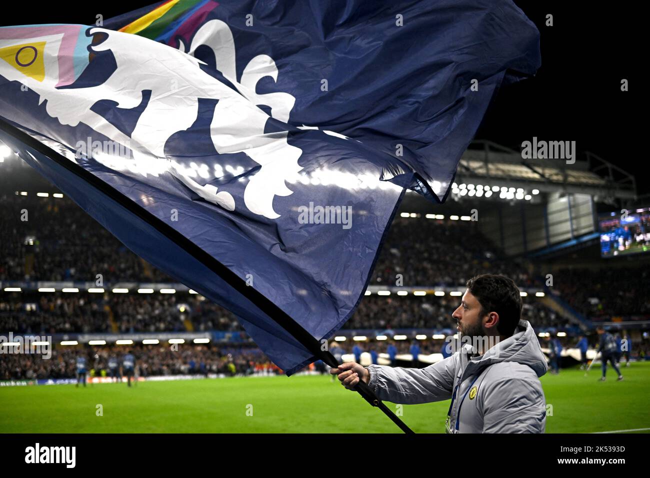 Chelsea flag stamford bridge hi-res stock photography and images - Alamy