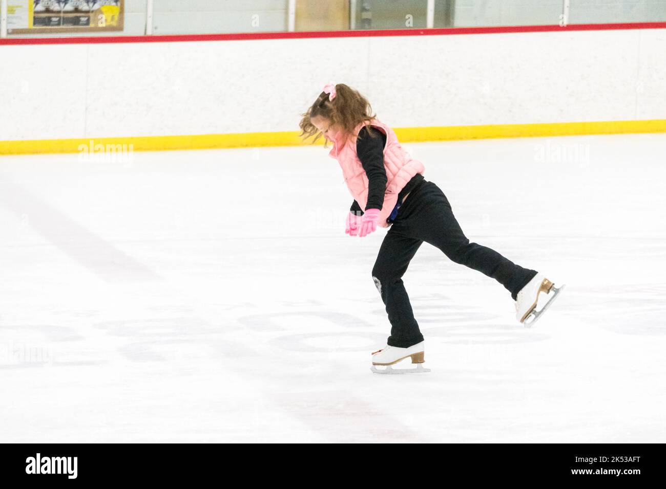 Female figure skaters practicing hi-res stock photography and images ...