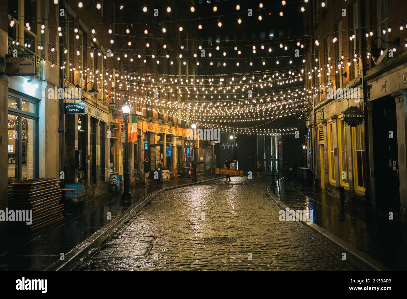 Rainy window string lights hi-res stock photography and images - Alamy
